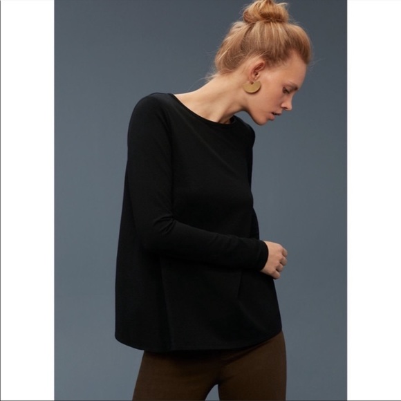 Aritzia | Tops | Aritzia Community Long Sleeve Open Back | Poshmark